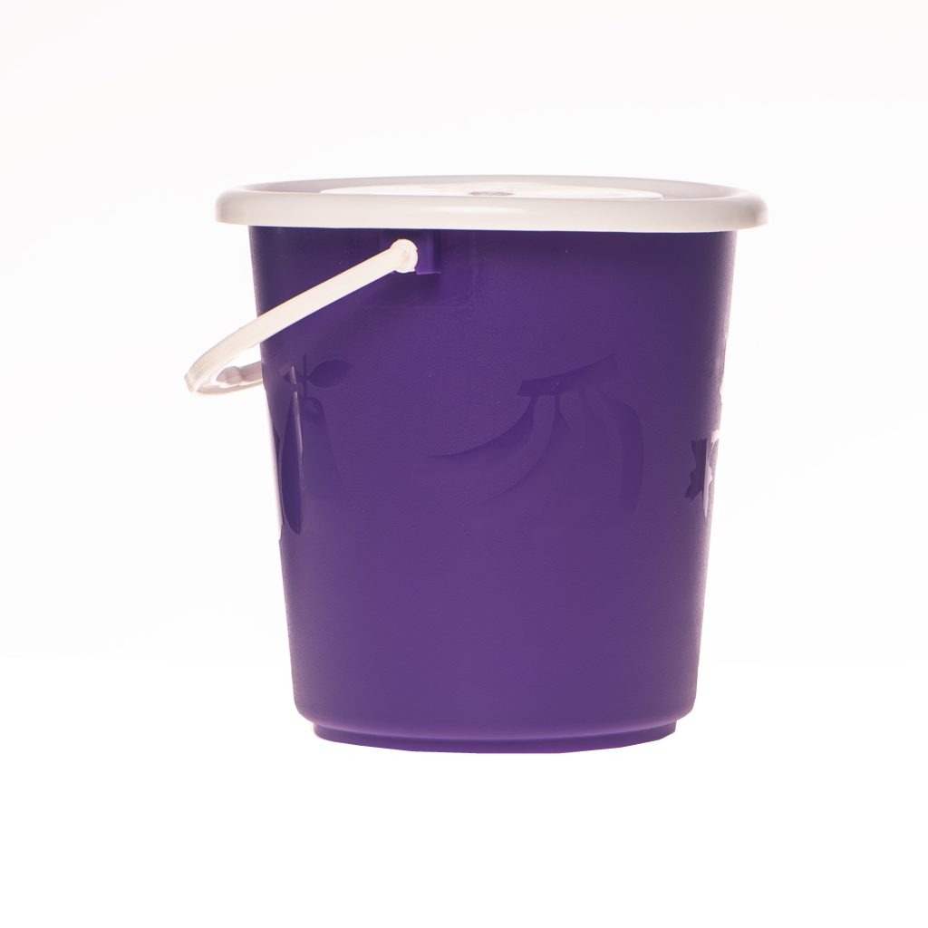Cubeta de 5 litros decorada con tapa – Plastimex